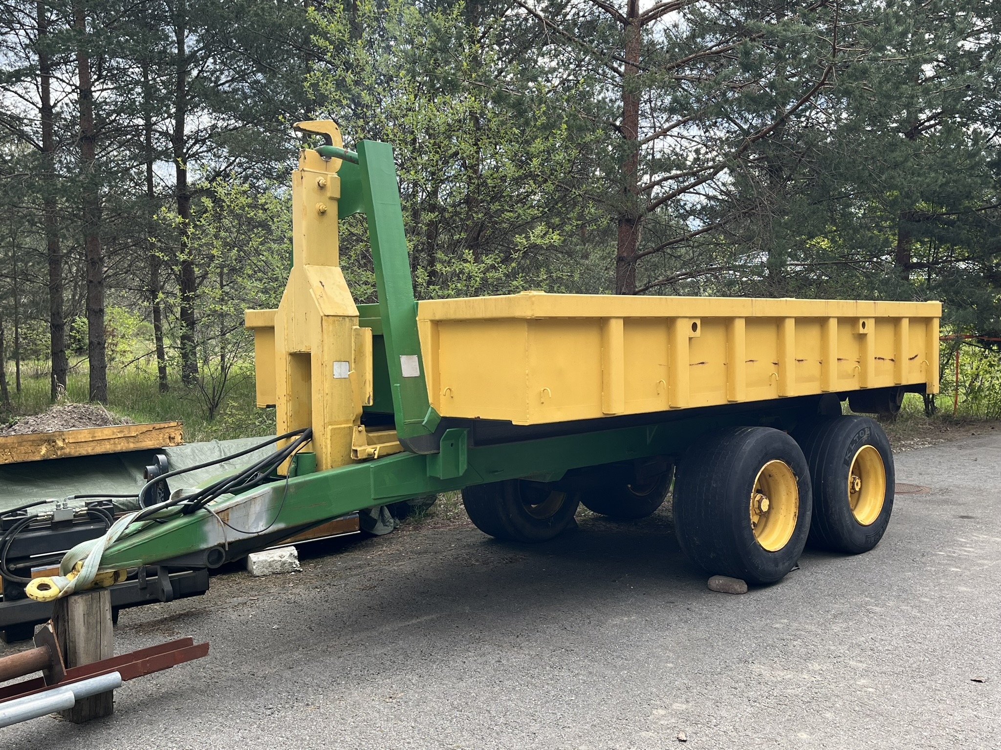 BIGAB Hook Lift Trailer - Bronline